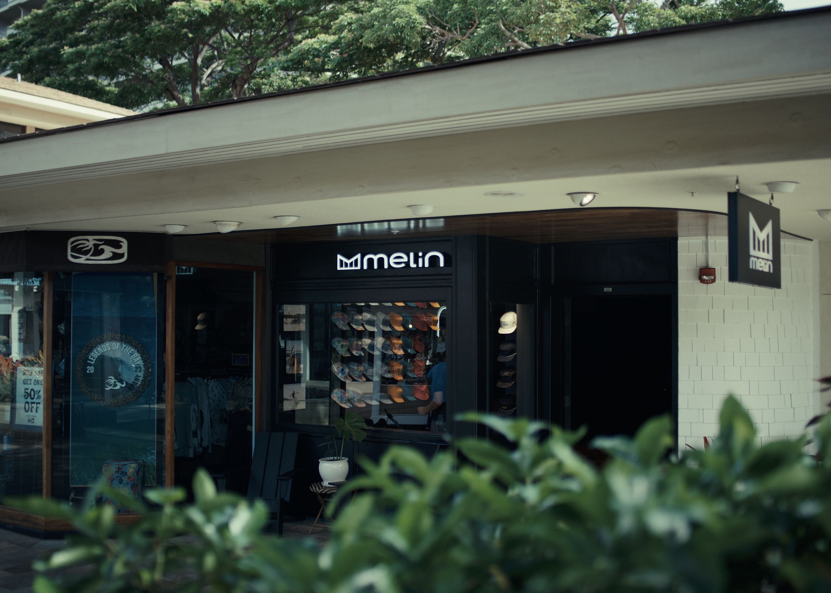 Store Locator and Retail Locations | Find melin Near Me | melin